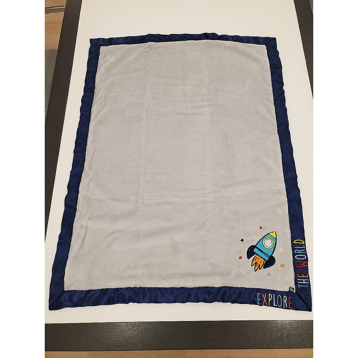Fisher-Price Baby Blanket Space Explorer Collection Fleece Baby Blanket with Satin Trim for Baby Boys