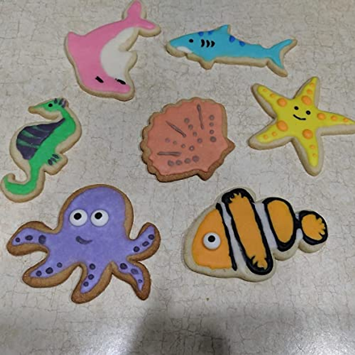 LUBTOSMN Under the Sea Creatures Cookie Cutter Set-3 inches-7 Piece-Shark, Seastar, Seashell, Seahorse, Whale, Octopus, Fish Cookie Cutters Molds for Kids Birthday Party Supplies Favors.