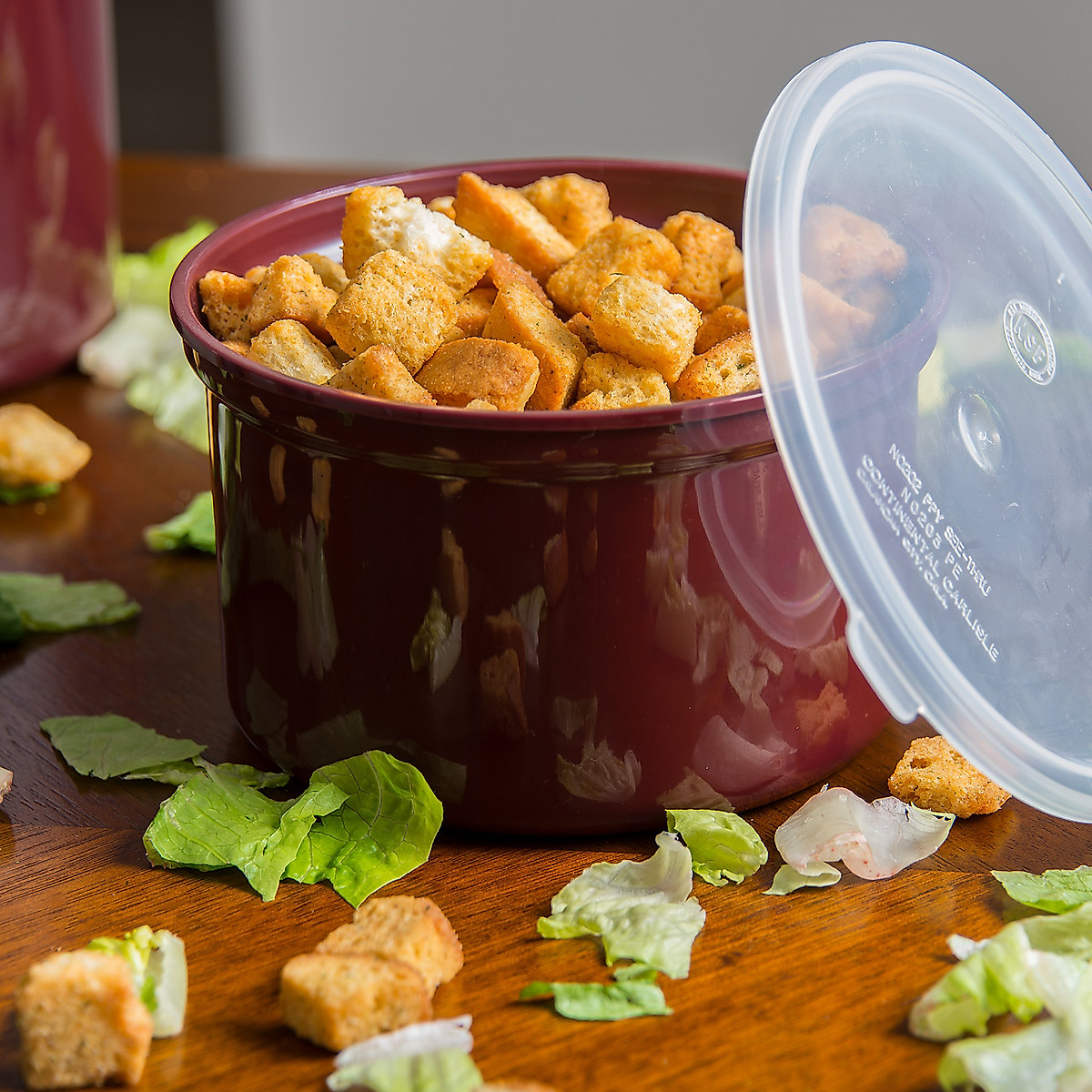 Carlisle FoodService Products Classic Round Storage Container Crock with Lid for Kitchen, Restaurants, Home, Plastic, 1.5 Quarts, Brown