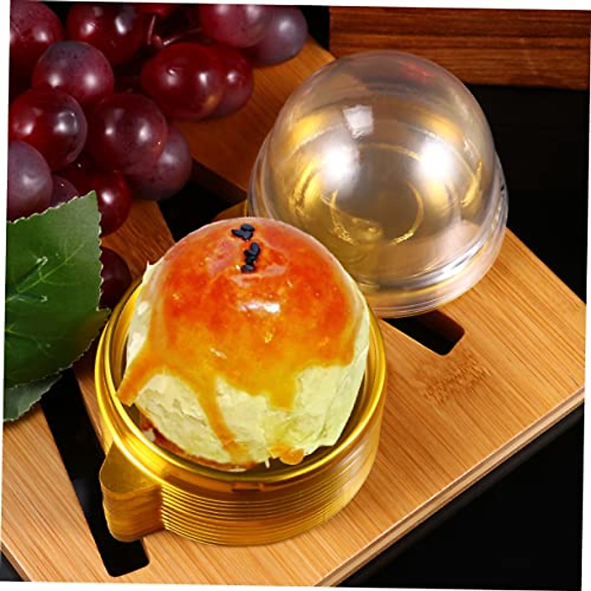 HEMOTON 50pcs Small Containers Square Containers with Lids Mini Cookies Snack Box Container Plastic Round Cake Box Individual Cupcake Golden Packing Box Plastic Boxes Gift Box Paper Cup