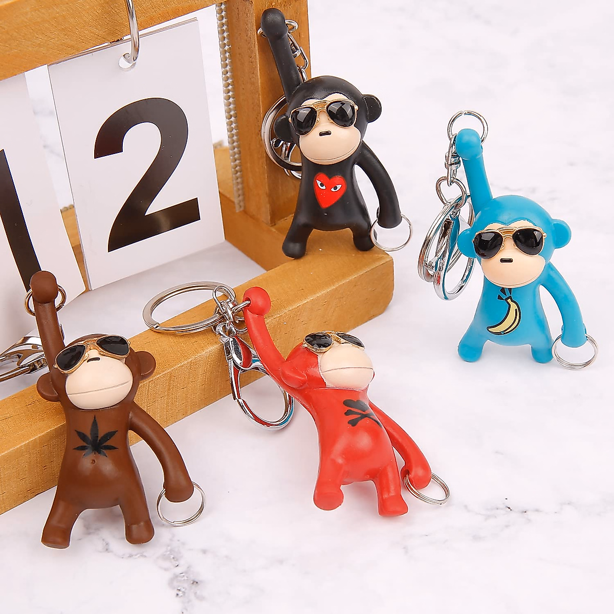 YGMONER Cool Monkey Banana Keychains Car Keys Holder Backpack Pendant Charm (Brown)
