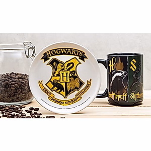 Zak Designs Harry Potter Ceramic Color Changing Mug and Plate Set for Coffee, Tea, Breakfast or Dessert with Unique Heat Reactive Artwork (2-Piece, Non BPA, Hogwarts)