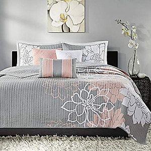 Madison Park Lola 100% Cotton Quilt Set - Casual Floral Channel Stitching Design, All Season, Lightweight Coverlet Bedspread Bedding, Shams, Decorative Pillows, King/Cal King(104"x94"), Blush 6 Piece