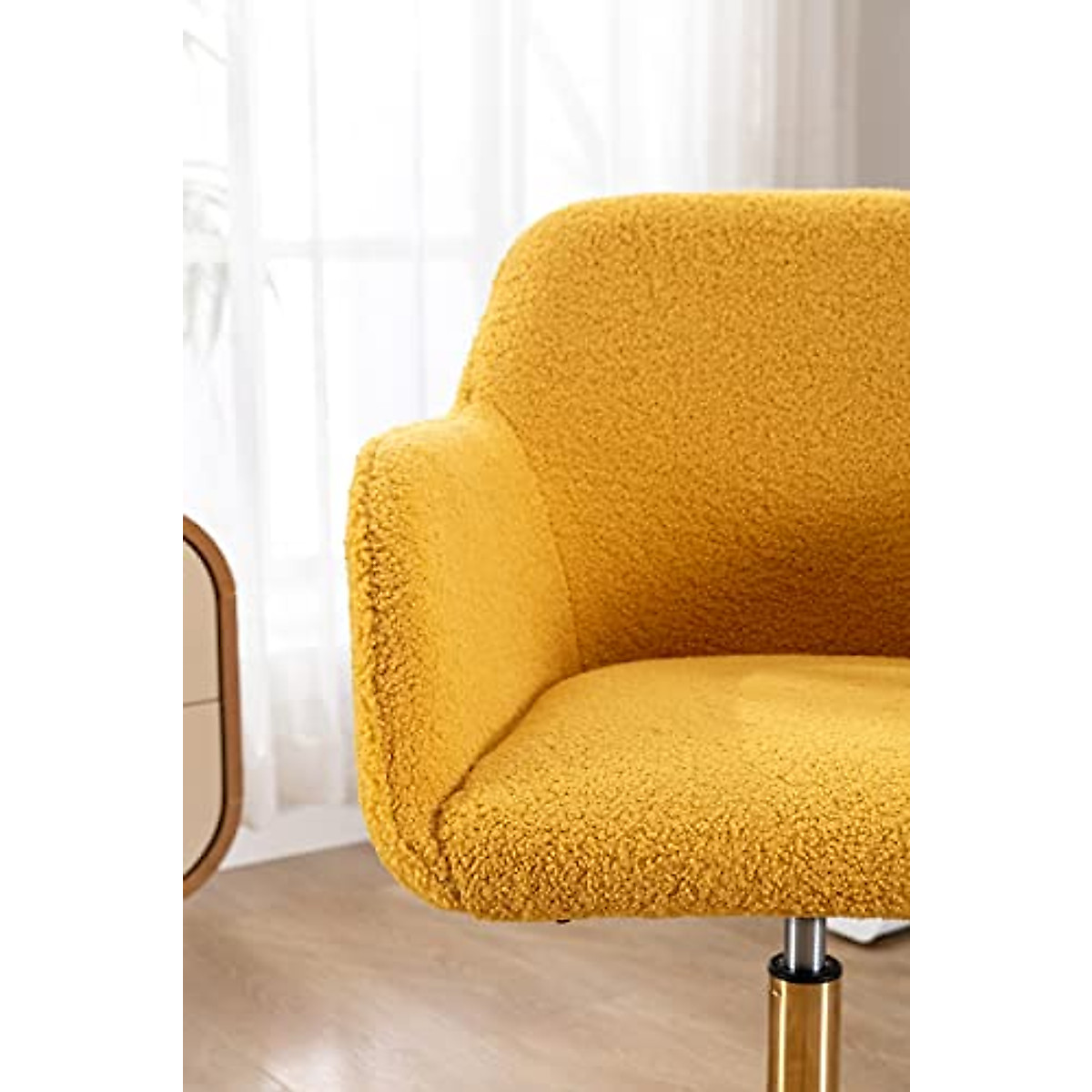 Goujxcy Home Office Chair, Furry Desk Chair Upholstered Fluffy Vanity Chair Modern Task Chair Accent Chair Adjustable Swivel Chair