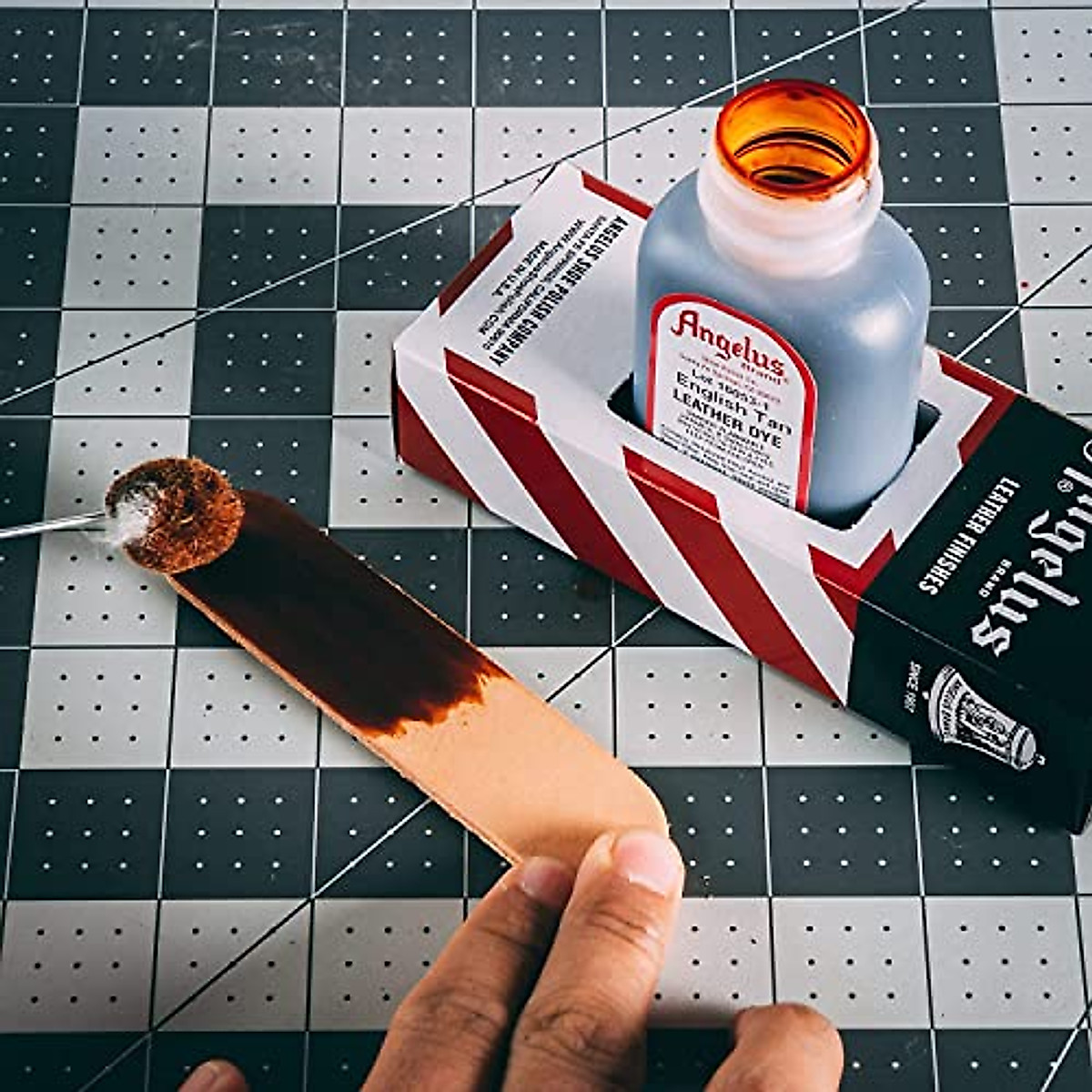 Angelus Leather Dye, 3 oz, Oxblood