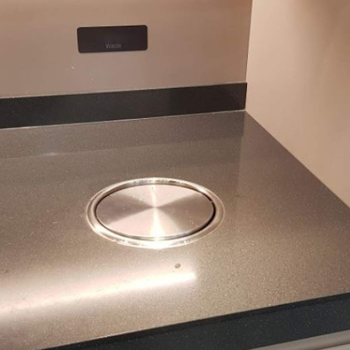 CLAIRLA - Simple Trash Grommet for Kitchen countertop with Auto Cover, Built-in Polished Stainless Steel Grommets 7.7"(200mm) countertops Garbage can Door Chute Hole Drawer