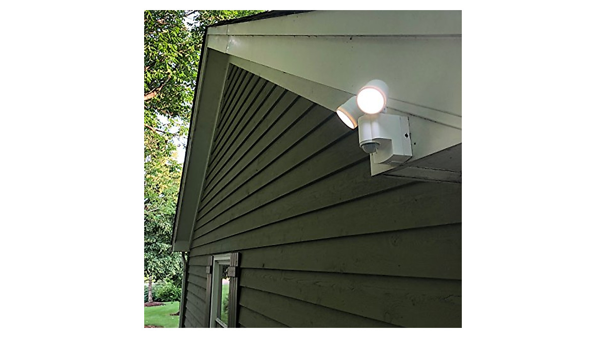 Wireless Outdoor LED Motion Security Floodlight - IQ America