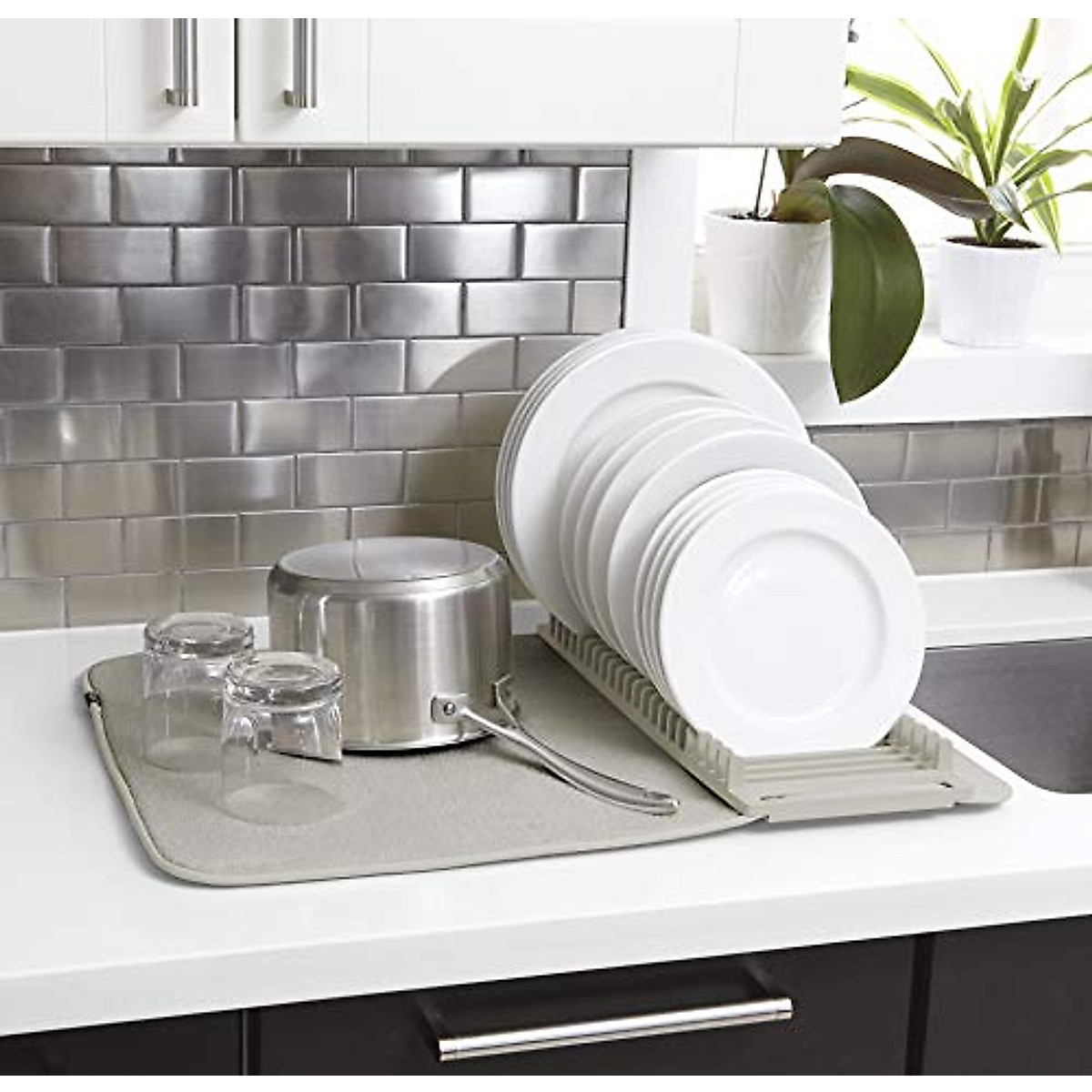 Umbra Udry Rack and Microfiber Dish Drying Mat-Space-Saving Lightweight Design Folds Up for Easy Storage, Standard, Light Grey