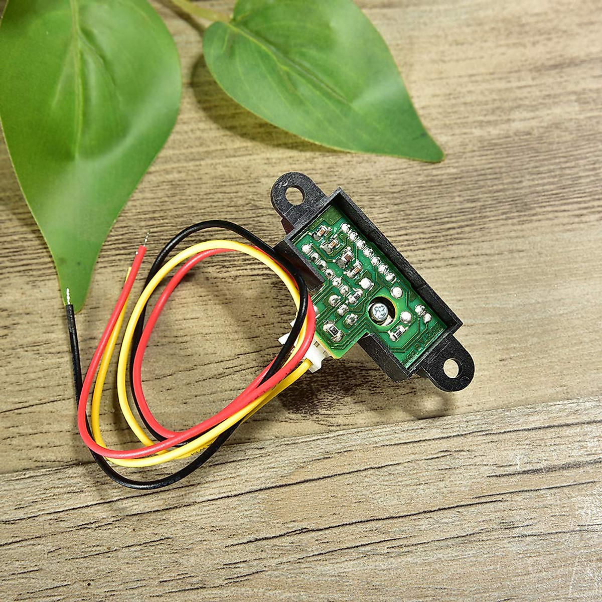 Comimark 1Pcs GP2Y0A21YK0F Sharp IR Analog Distance Sensor Distance 10-80CM Cable for Arduino