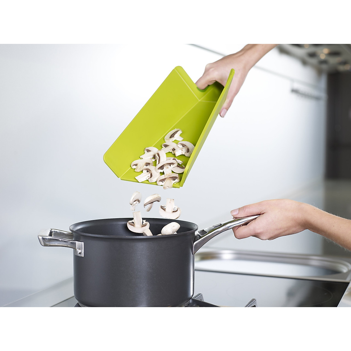 Joseph Joseph Chop2Pot Plus Chopping Board, Eggplant