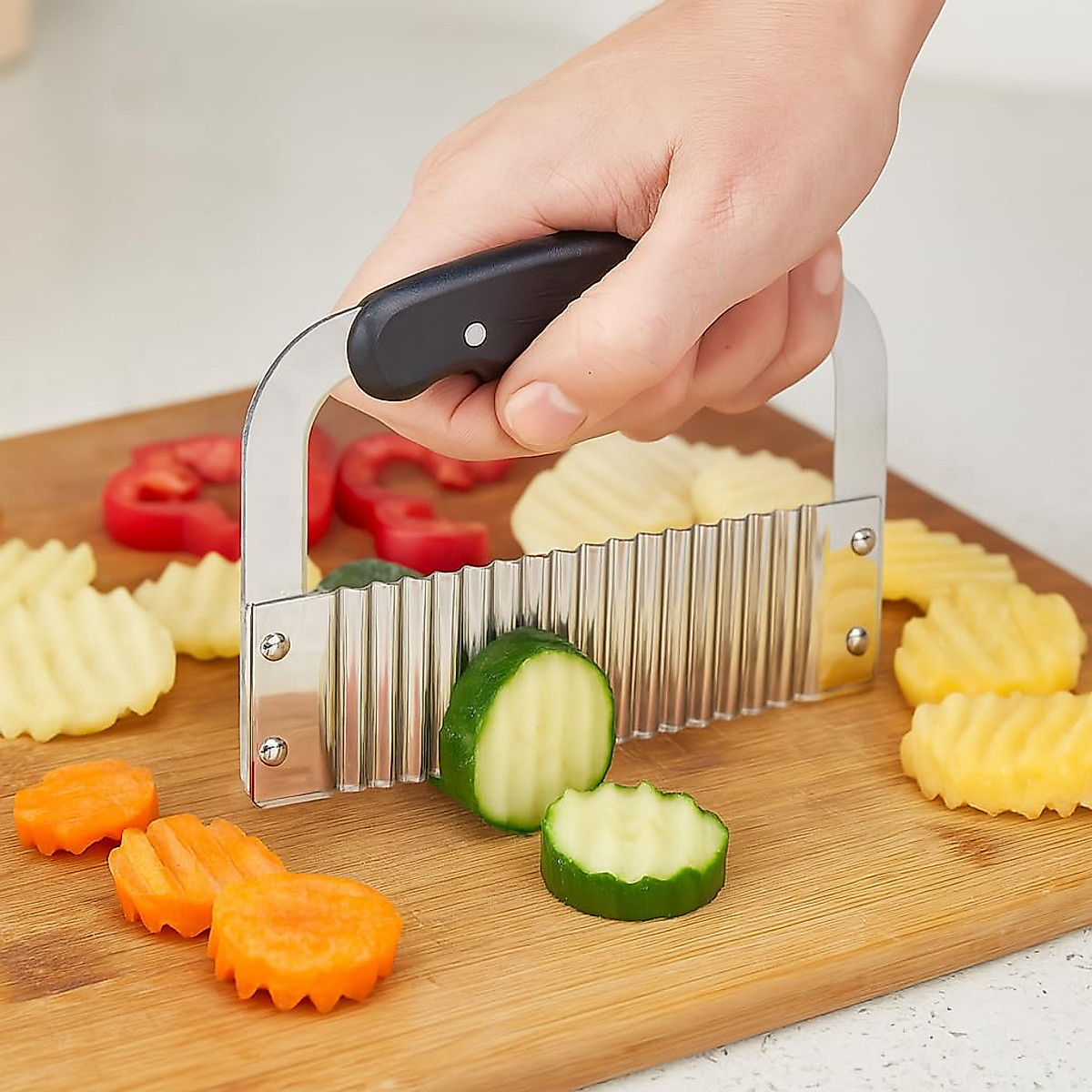 HIC Wavy Crinkle Cutting Tool Serrator Salad Chopping Knife and Vegetable French Fry Slicer, Steel Blade, 7.25-Inches x 5-Inches
