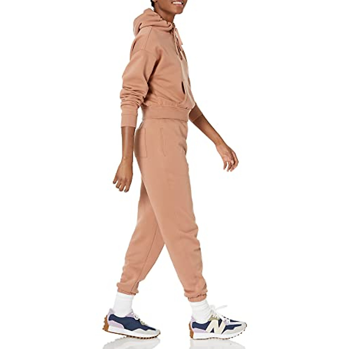 Amazon Essentials Womens Hoodies - Crop Pullover Sweatshirt (Available in Plus Size), Light Brown, 6X