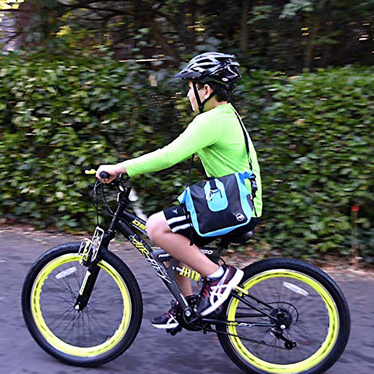 Nupouch Waterproof Crossbody Purse Beach/Sports/Waterproof Bag, Black/Blue