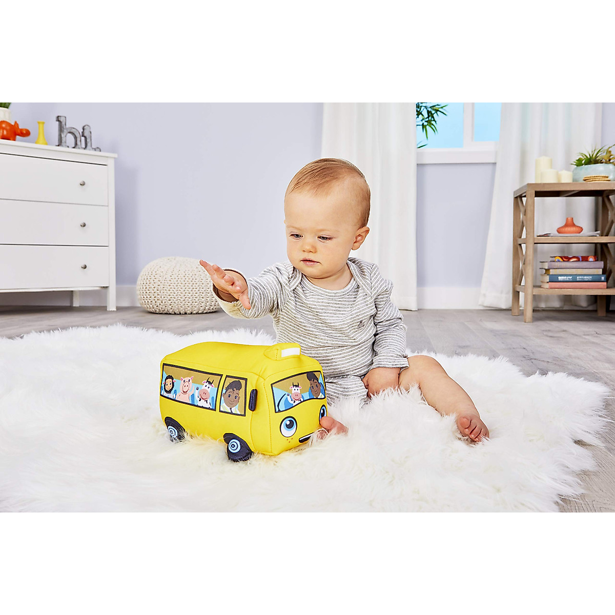Little Tikes Little Baby Bum Wigglin' Wheels On The Bus Official Plush Toy