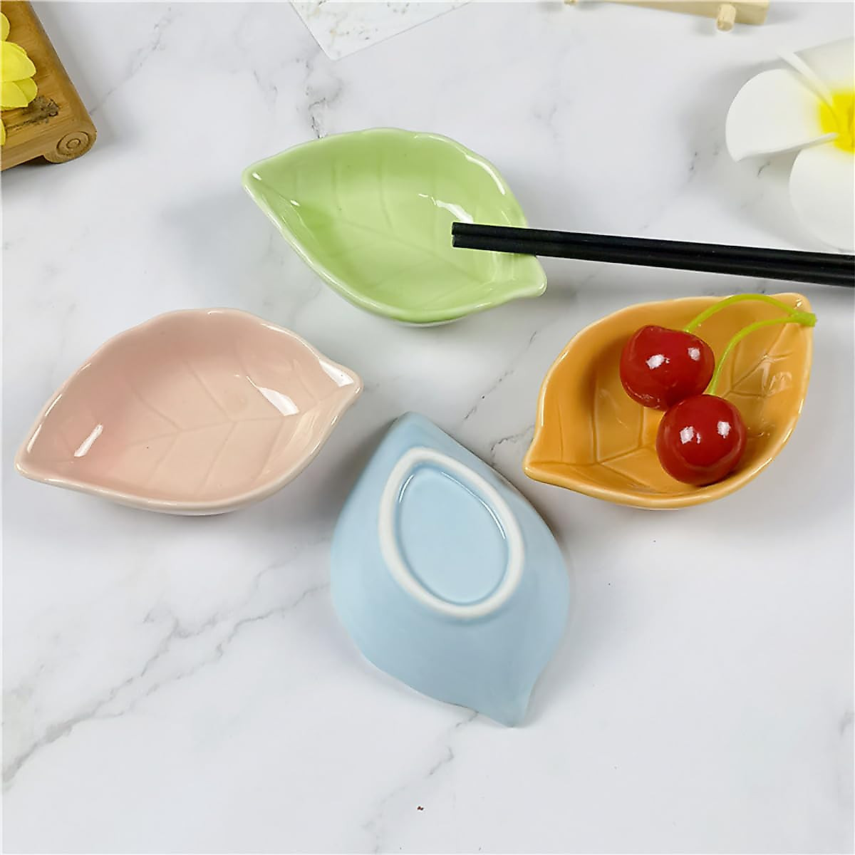 WAIT FLY Leaves Shaped Pattern Ceramic Seasoning Dishes/Tea Bag Holders/Ketchup Saucer/Appetizer Plates/Vinegar Spice Salad Soy Sushi Wasabi Seasoning Dipping Bowls-Green-4 PCS