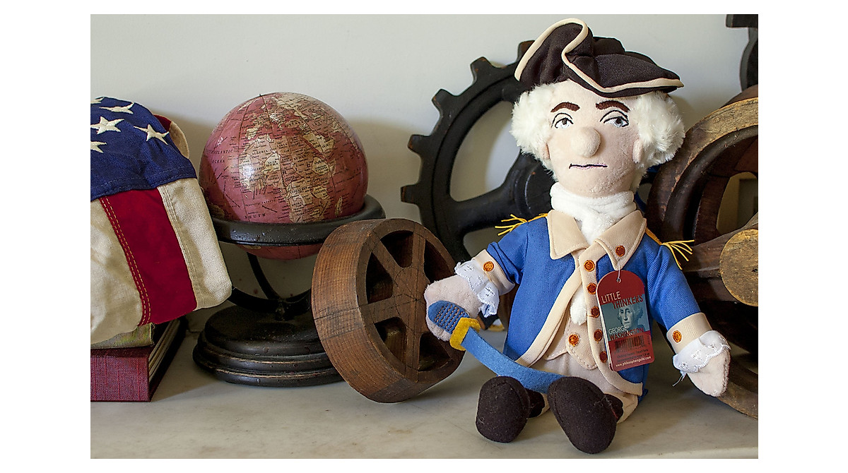 George Washington Doll - 11" Soft Plush Little Thinker