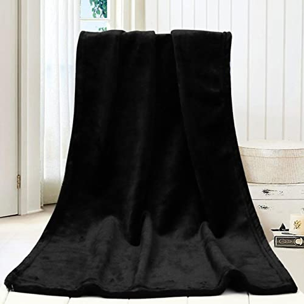 Black Plush Blanket, 45X65CM Black Blanket Queen Size, Super Soft Fluffy Throw Blankets for Couch, Sofa and Bed