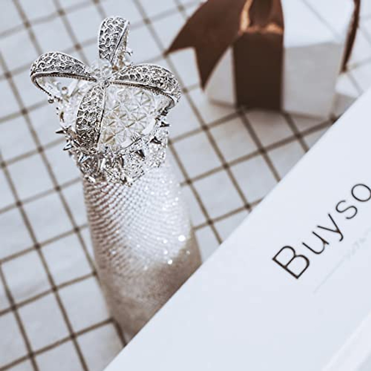 Luxury Diamond Water Bottle Bling Rhinestone Water Bottle Reusable Insulated Stainless Steel Bling Premium Aesthetic Gift (Princess, silver)