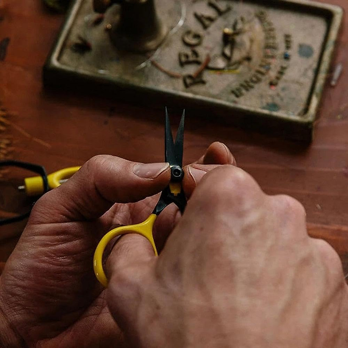 Loon Outdoors Razor SCISSOR,Yellow,4"