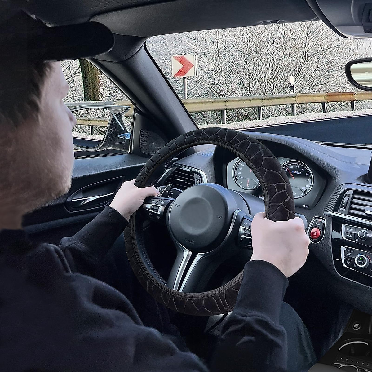 ZATOOTO Black Fuzzy Steering Wheel Cover for Women Men, Soft Comfy Grip Anti-Slip Car Steering Wheel Cover Protector Universal for Cars,Suvs,Trucks,Sedans