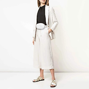 Geestock White Fanny Packs for Women Fashionable, Small Waist Bags Waterproof Belt Bag Stylish Bumbag for Party, Travel, Gift