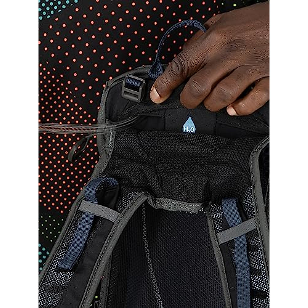 Osprey Syncro 12L Men's Hiking Backpack with Hydraulics Reservoir, Coal Grey, One Size