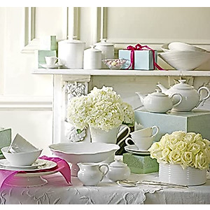 Portmeirion Sophie Conran White Berry Bowl and Stand | 5.5 Inch Fruit Bowl for Berries, Dessert, or Candy | Mini Serving Dish for Kitchen Counter | Made from Fine Porcelain