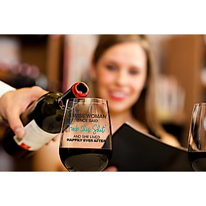 A Wise Woman - Funny Wine Glass for Women, Goodbye, Farewell, Birthday, Divorce, Retirement Going Away, Good Luck, Best Friend, Friendship Gifts for Women, Female Coworker, 15oz Stemless Wine Glass