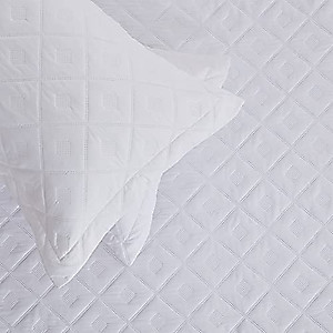 SunStyle Home Queen Size Quilt Bedding Set Lightweight Summer Quilt Geometric Pattern Soft Bedspread Modern Style Coverlet Set for All Seasons, 3 Pieces White (1 Quilt, 2 Pillow Shams)