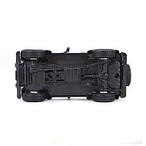 Maisto 1:27 Scale Jeep Wrangler Rubicon Diecast Vehicle (Colors May Vary)