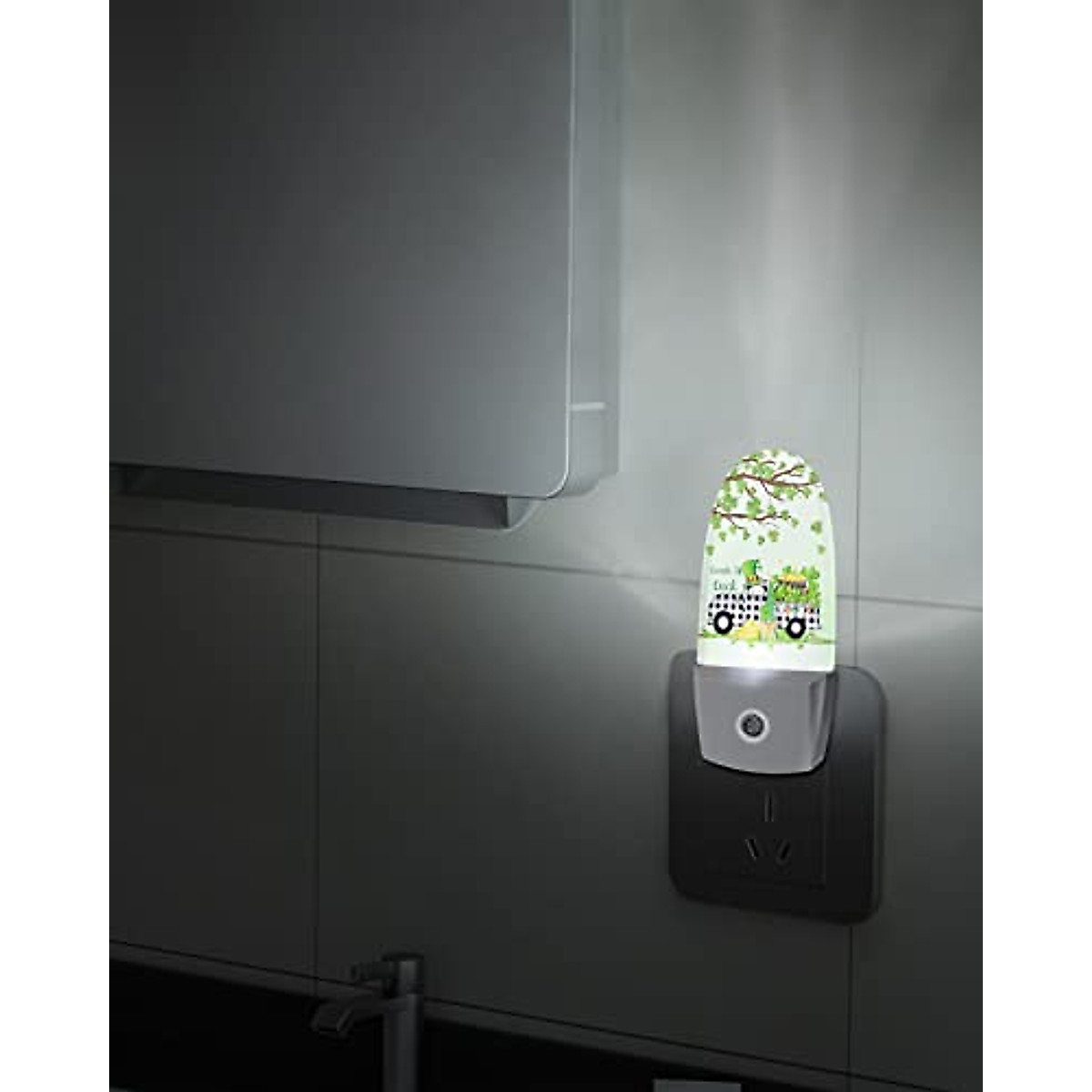 St. Patrick's Day Night Light, LED Plug in Night Light, Clover Tree Gnomes Gold Black White Checkered Truck Green Night Lights with Dusk to Dawn Sensor Kids/Adults Nightlight for Bedroom Bathroom