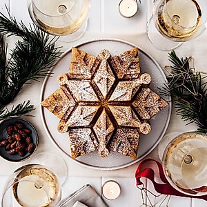 Nordic Ware Snowflake Pan