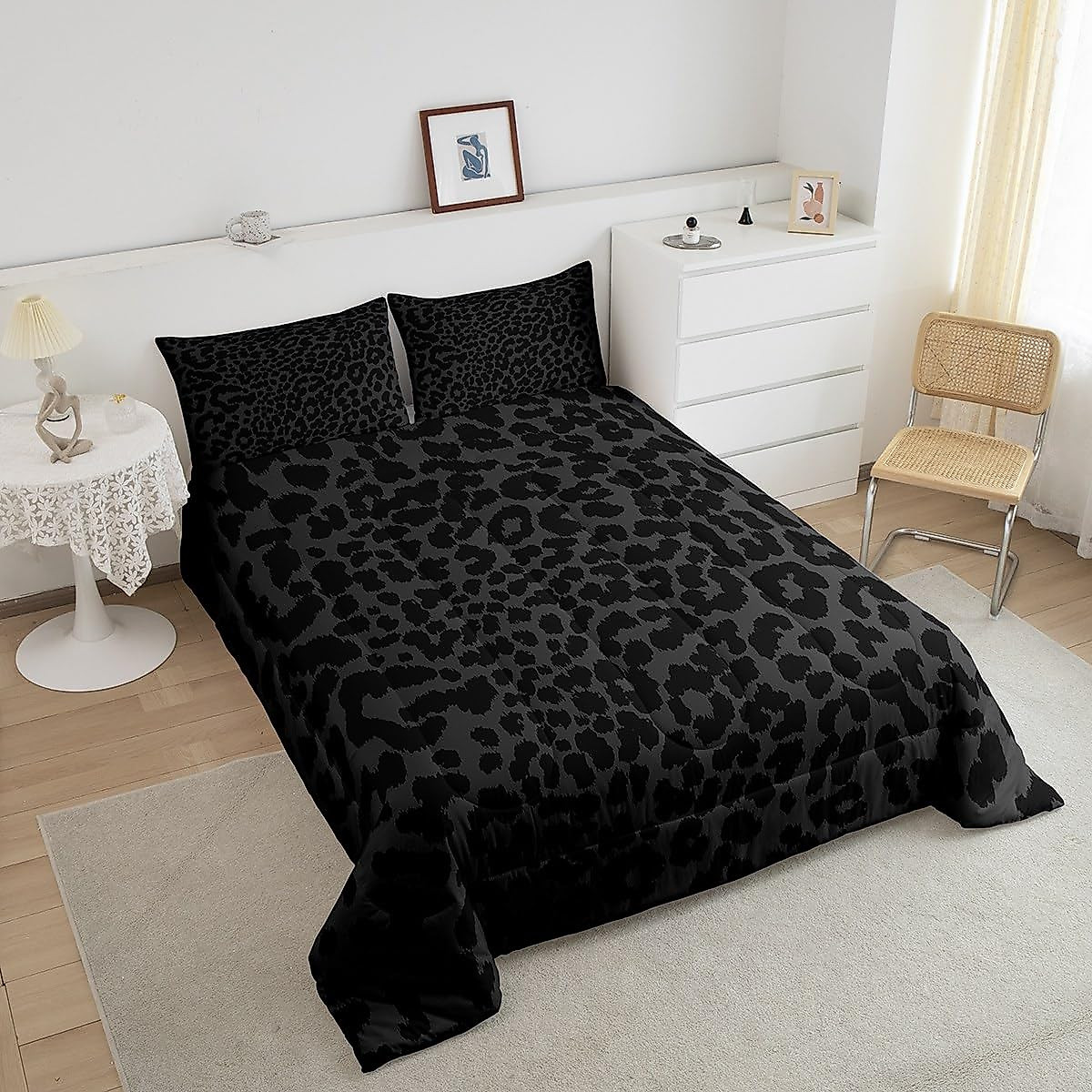 Manfei Leopard Print Comforter Set Queen Size,Abstract Cheetah Skin Texture Bedding Set,Kids Girls Beauty Woman Room Decor,Rustic Farmhouse Retro Down Comforter,Black Noble Duvet Insert,2 Pillowcases