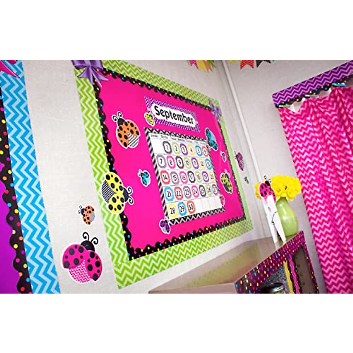 Teacher Created Resources 5544 Chevrons and Dots Monthly Headliners