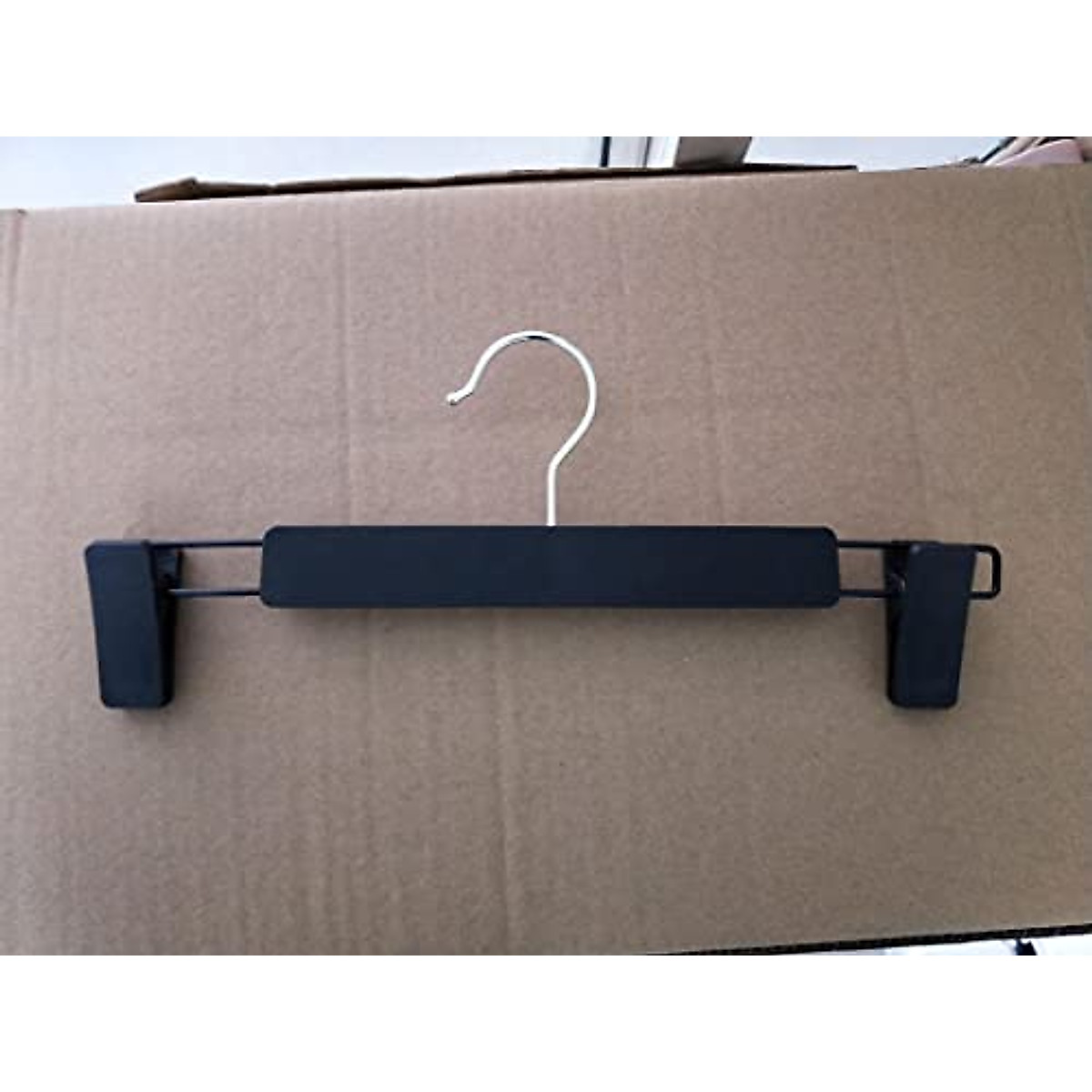 NA Simple Traceless Children's Non Slip Clothes Rack Plastic Multifunctional Adult Clothes Rack Clothes Store Clothes Rack Round Hook Black