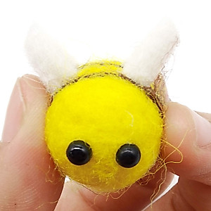 YOOHUA 20PCS Wool Felt Bee Craft Balls Bee Craft Supplies for Halloween Costume Baby Shower Gender Reveal Party Nursery Tent Decoration DIY Craft Car Seat Grasping Bead Toys