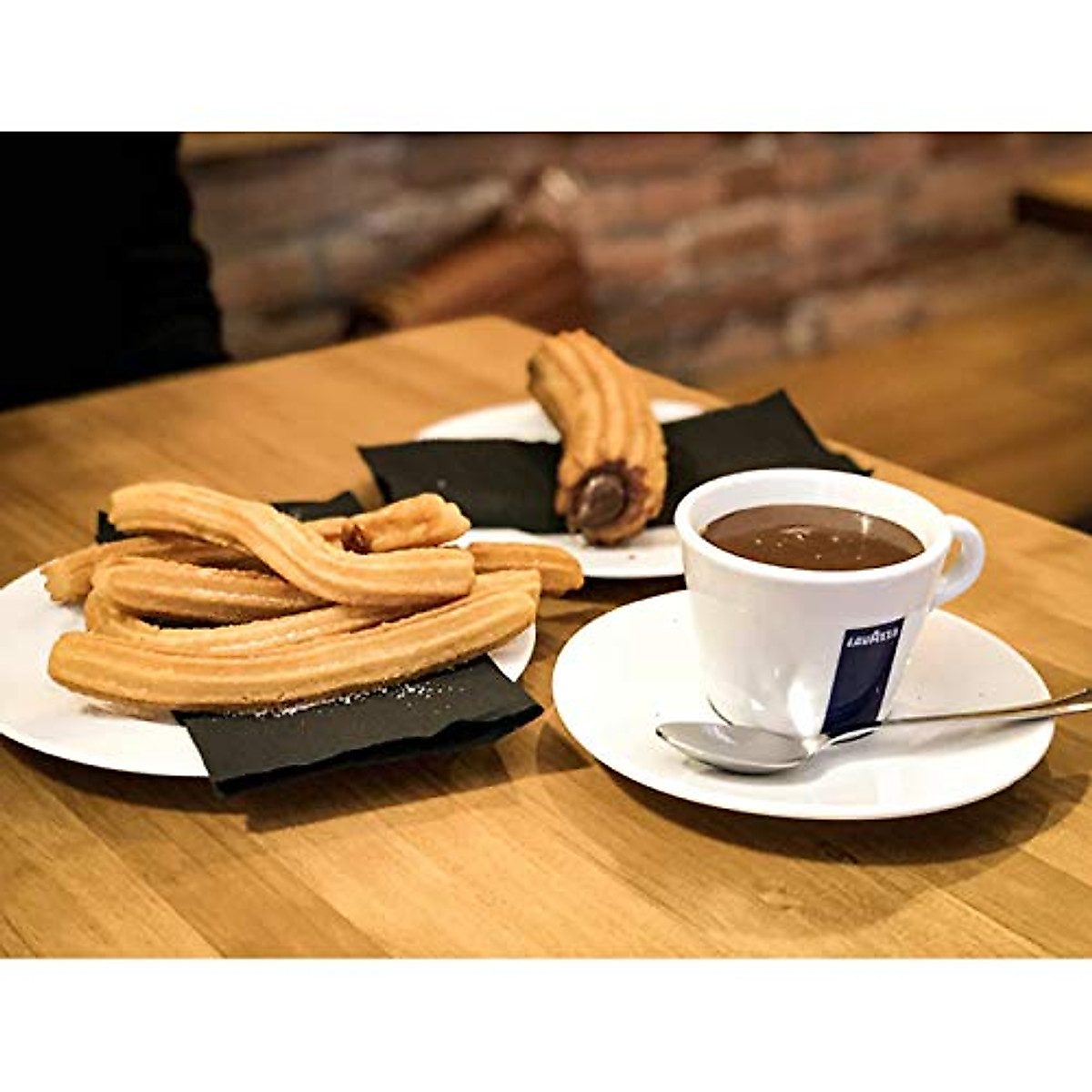 Gdrasuya10 Commercial Churro Maker 5L Stainless Steel Manual Spanish Donut Churrera Churro Maker Machine with 4pcs Nozzles for Home Restaurants Cafeterias Bakeries (Vertical Type)