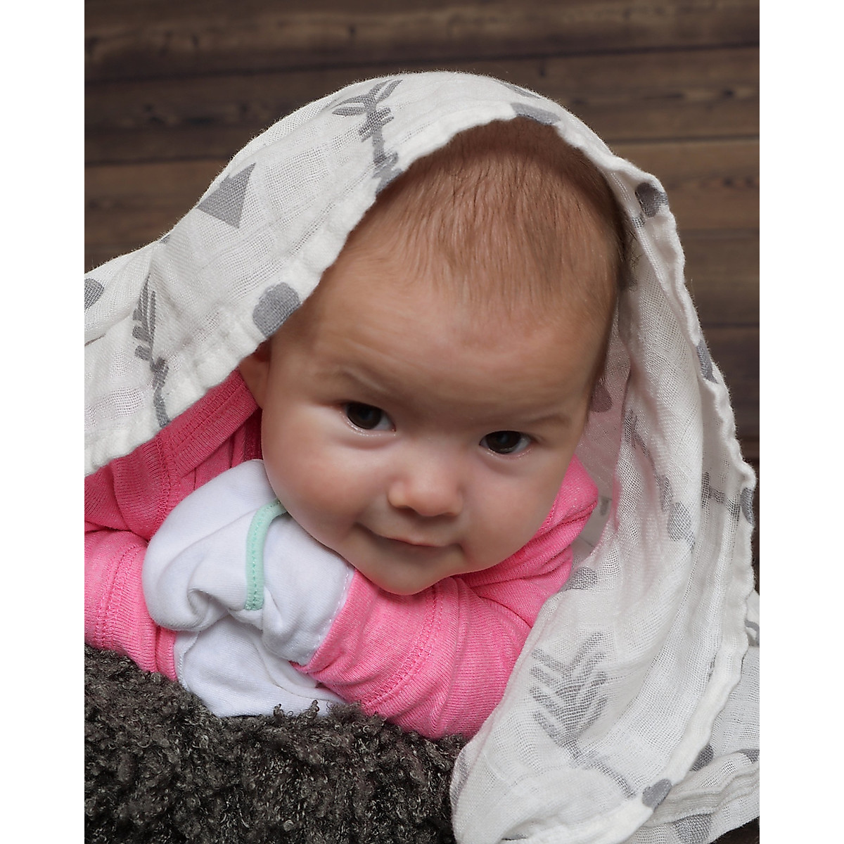 Momo Bebe Muslin Baby Swaddle Blankets - 4 Pack Large 47x47 inch Cotton Swaddles - White Grey Chevron Polka Dot Arrow - Soft Breathable Comfortable Durable - Nursery Shower Gift Set Unisex Neutral