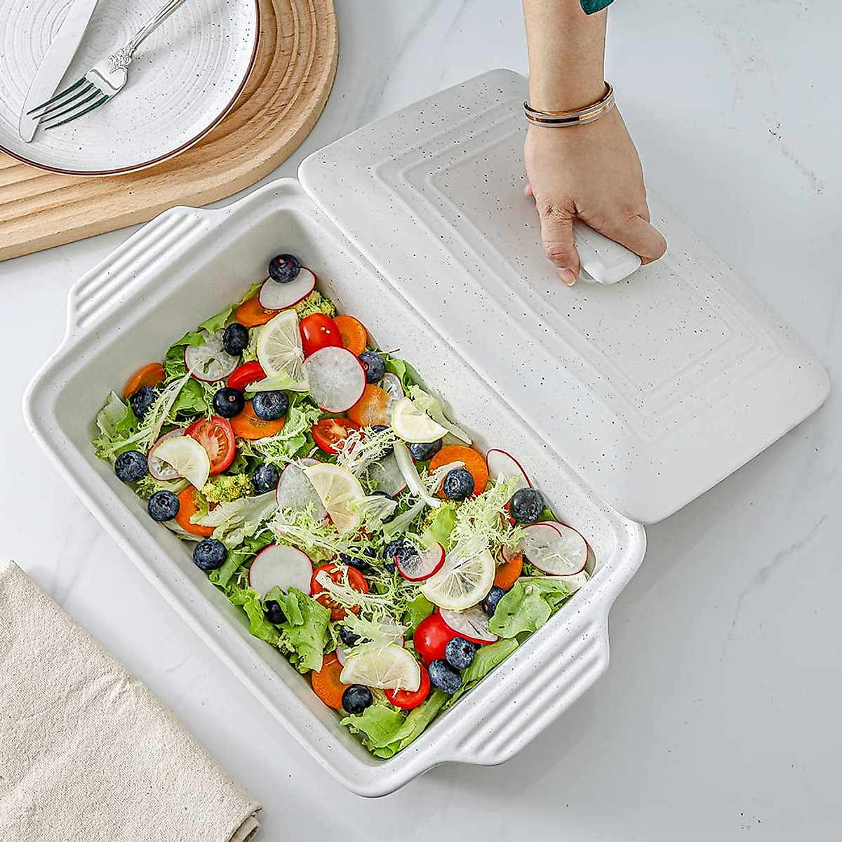 HVH Ceramic Casserole Dish with Lid Oven Safe, 9x13 Casserole Dish, Covered Rectangular Casserole Dish Set, 3.5 Quart Large Casserole Dish, Baking Dishes for Casseroles, Farmhouse Style (White)