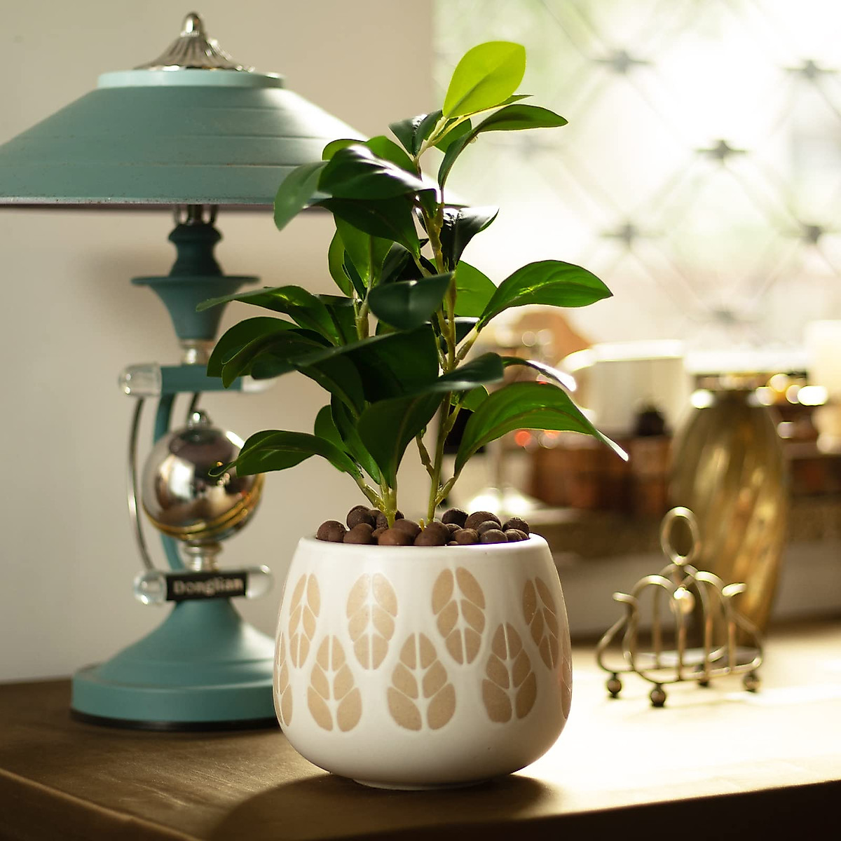 Chonsun Ceramic Planter with Saucer 6 Inch Plant Pots Indoor Oudoor Planter with Drainage Hole Flower Pots Succulent Plant Pots Mid-Century Ceramic Planter White