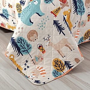 Junsey Kids Quilt Full/Queen Size Bear Bedding Set,3Pcs Forest Tree Bedspread Animals Coverlets, Lightweight Reversible Cartoon Bedspread Deer Owl Bedding Pillow Shams