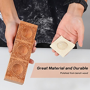 Miczhuoguang Ravioli Maker Press Mold Gnocchi Pasta Board, Wooden Stamp Pelmeni Mold Handmade Fresh Pierogi Press Ravioli Pasta Maker, 3 in 1 Combination Potsticker Meat Pie Dumpling Maker Board