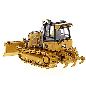 1:50 Caterpillar D3 Dozer - High Line Models by Diecast Masters - 85673 - Metal Tracks, Opening Engine Compartment and Engine Detail