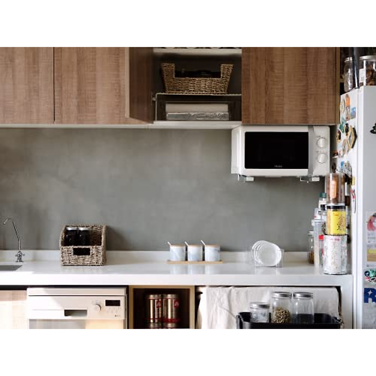 StorageWorks Seagrass Wicker Baskets with Built-in Handles, Hand Woven Baskets for Organizing, 2-Pack