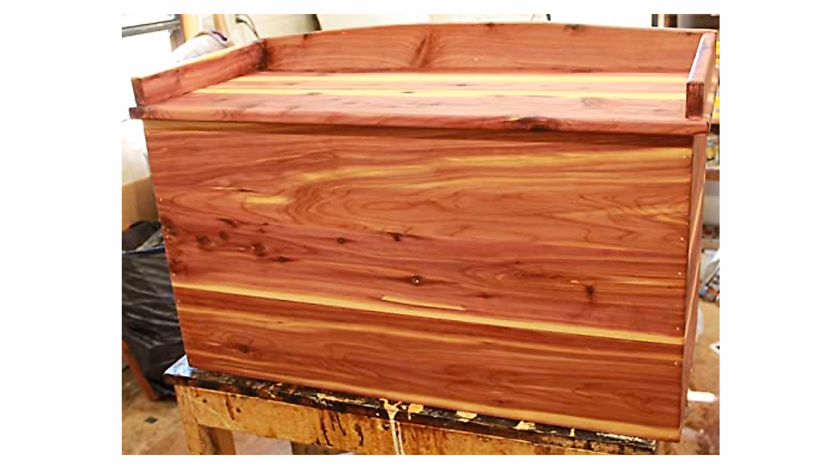 Cedar Storage Chest - Stylish & Durable Wooden Hope Chest