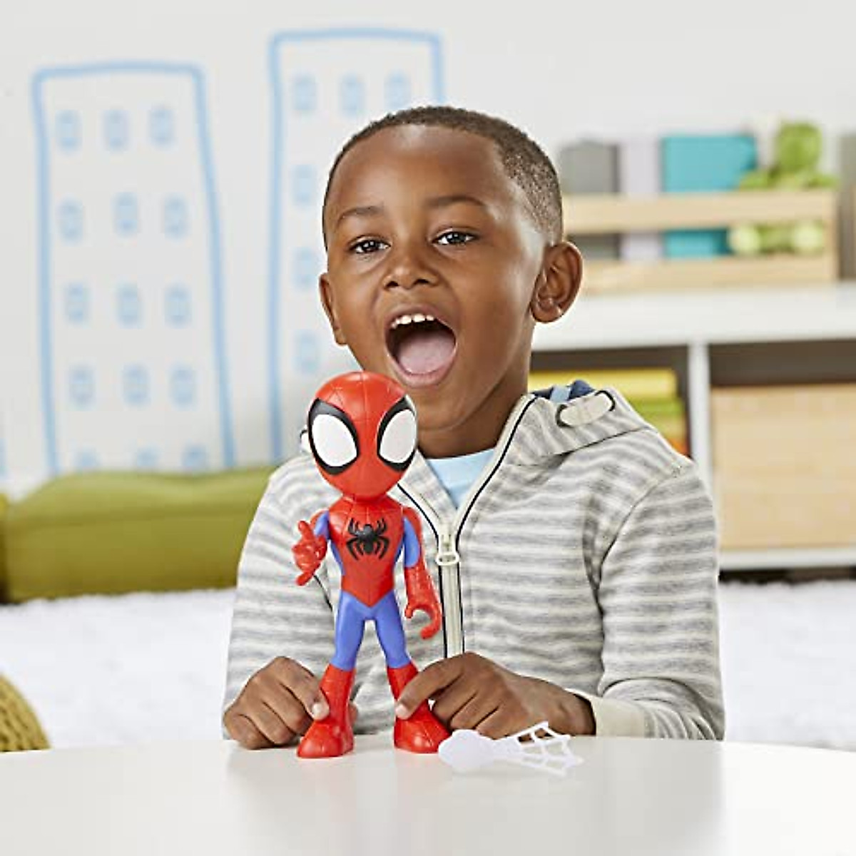Marvel Spidey and His Amazing Friends Spiderman Action Figure with Web Shooter Accessory 22cm