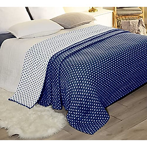 Sterling Creek Dawson Star Muslin Cotton Blanket Three Layers Lightweight Breathable Gauzy Blanket for Adults, All Season (Throw, Navy)