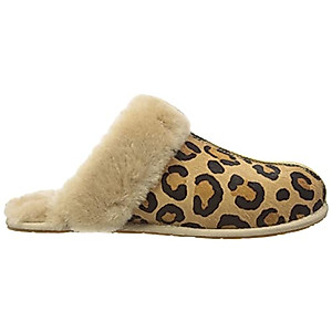 UGG Scuffette II Water-Resistant Slipper Natural 1 5 B (M)