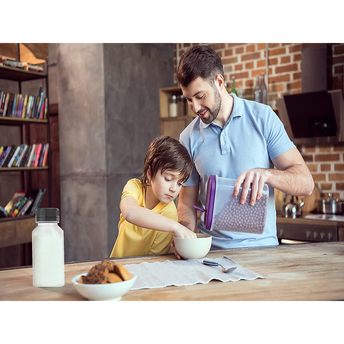 HNXAZG 10 Pcs 4 Oz Plastic Juice Bottles with Lids, Empty Clear Containers for Juice, Milk and Other Beverage