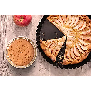 Apple Pie - Apple and Cinnamon Scented Soy Candle with Cinnamon Powder Decor- Large Soy Candle in a Kraft Box